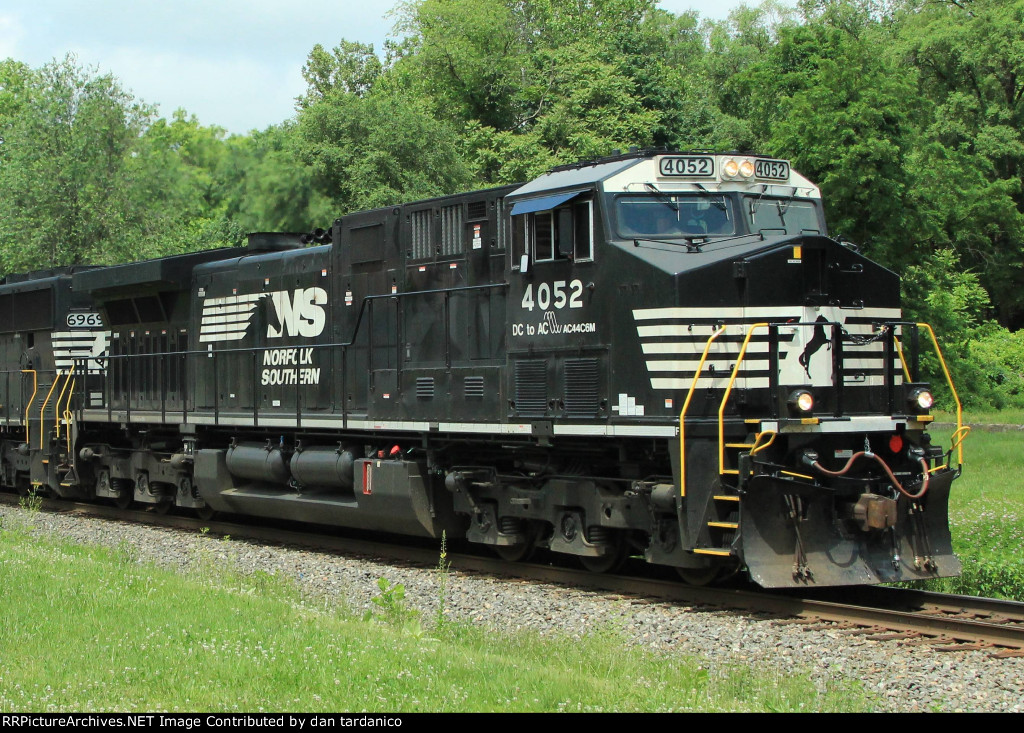 ns ac44c6m